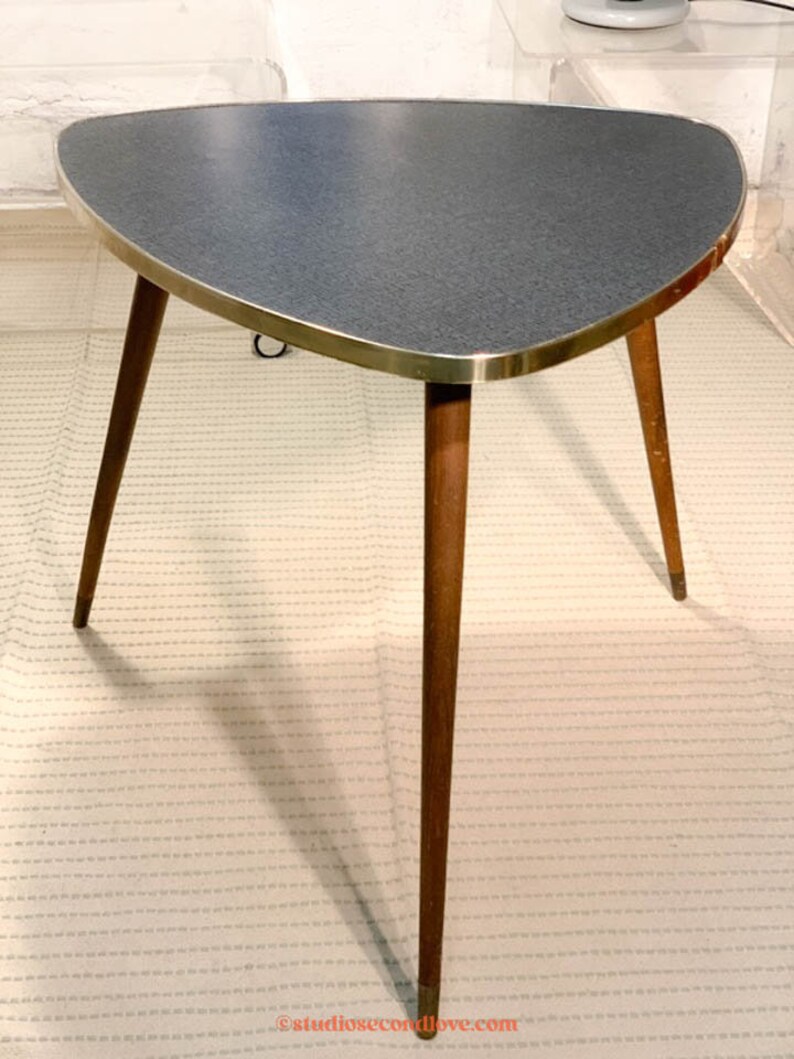 STUDIOSECONDLOVE - Vintage Rockabilly Coffee Table Kidney Table Geeman ...