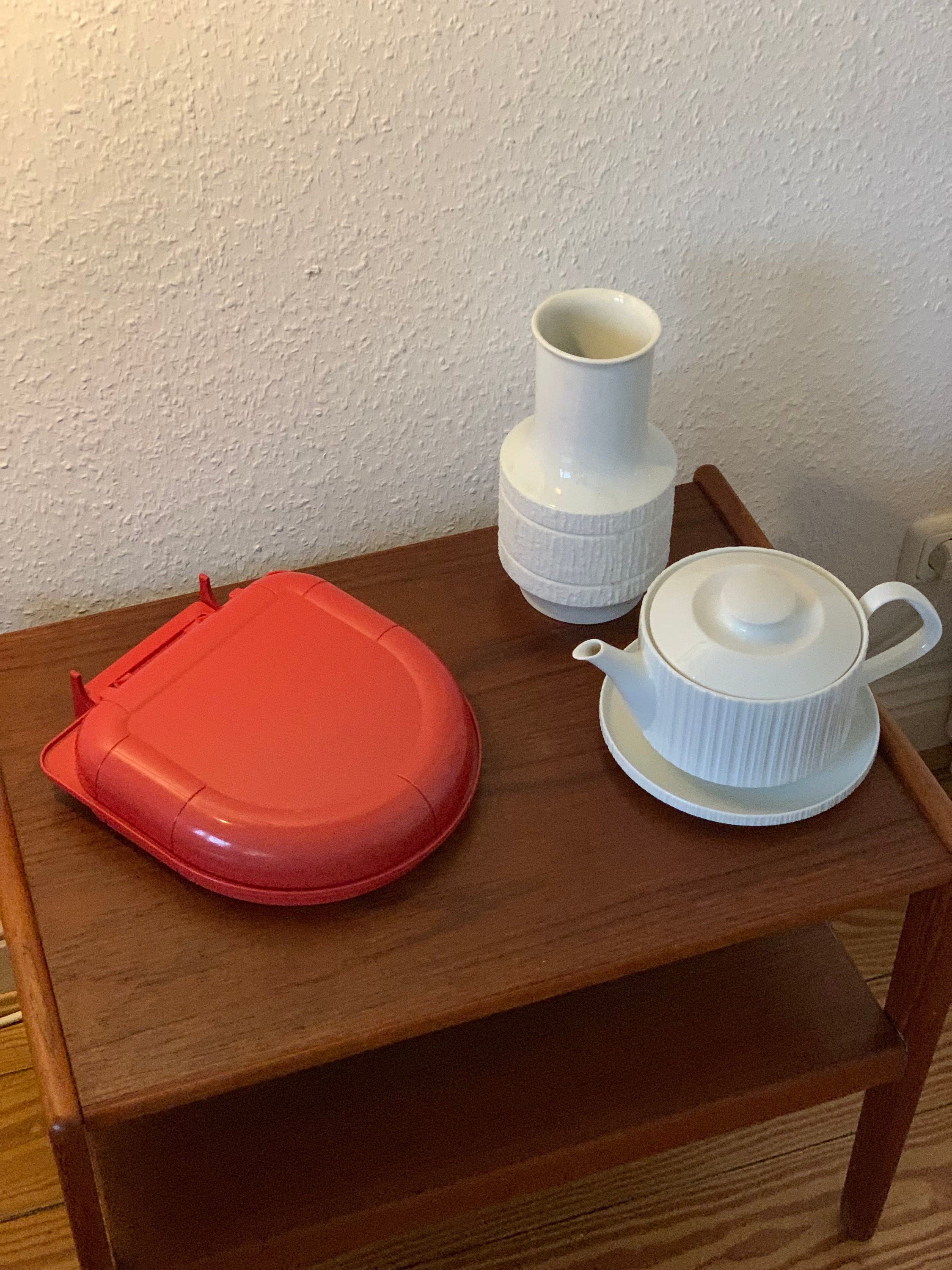 STUDIOSECONDLOVE VINTAGE Red EKS Kitchen Scale Wall Scale Space Age Pop ...