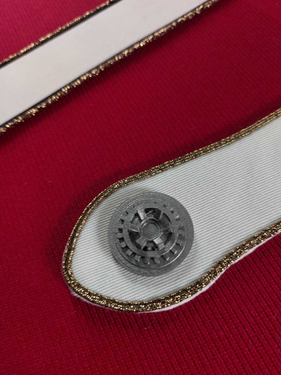 STAR TREK Complete (rear) Admiral-set Command Shoulder Strap and Sleeve ...