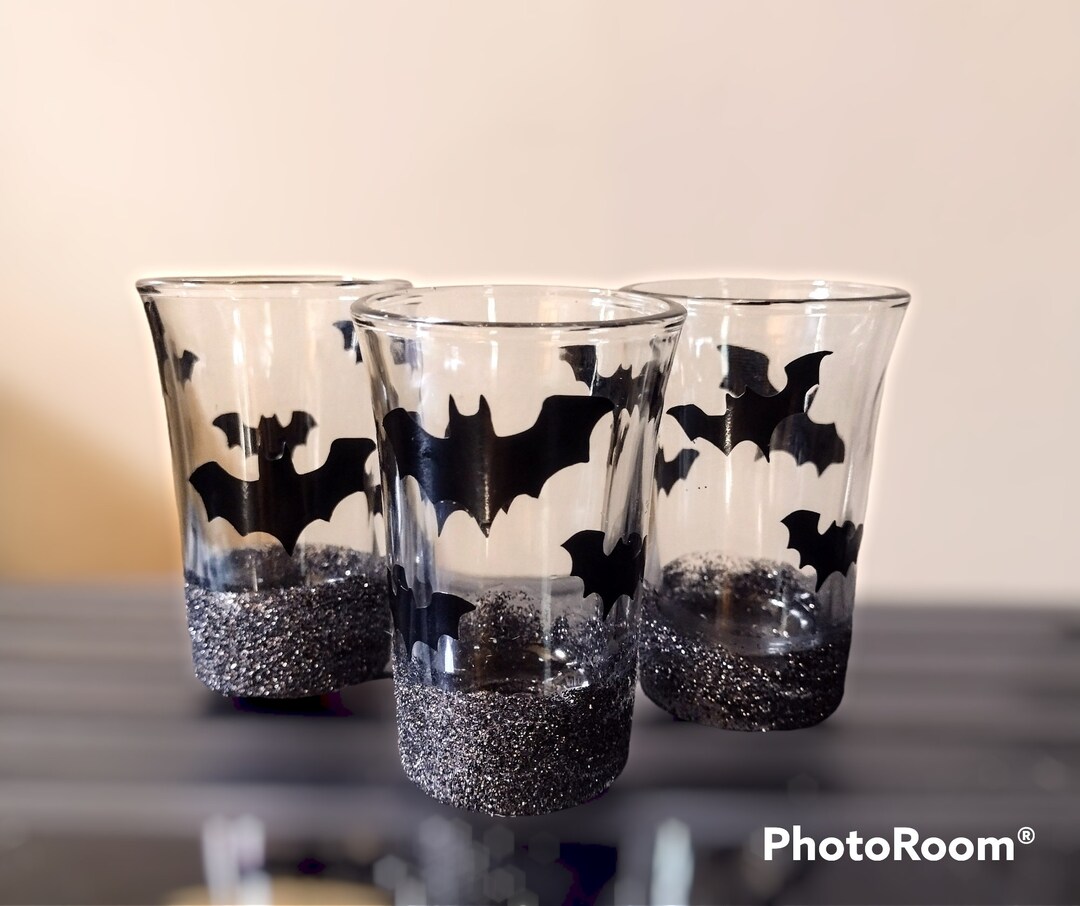 Sparkle Bat Shot Glasses Set, Sparkle Bats Print, Gifts for Bat Lovers ...