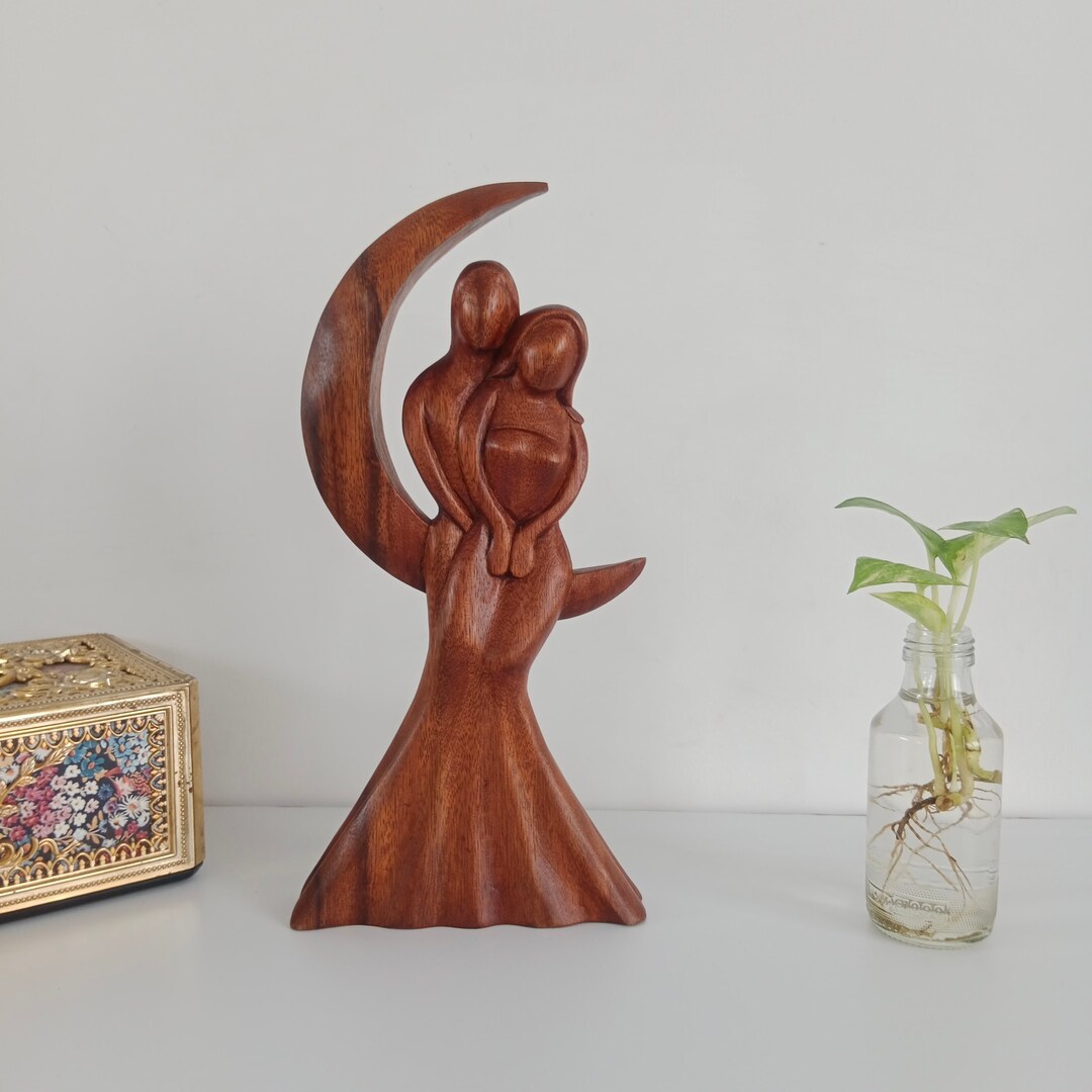 Jempinis Wood Couple Statue on Crescent Moon, Romantic Sculpture - Etsy