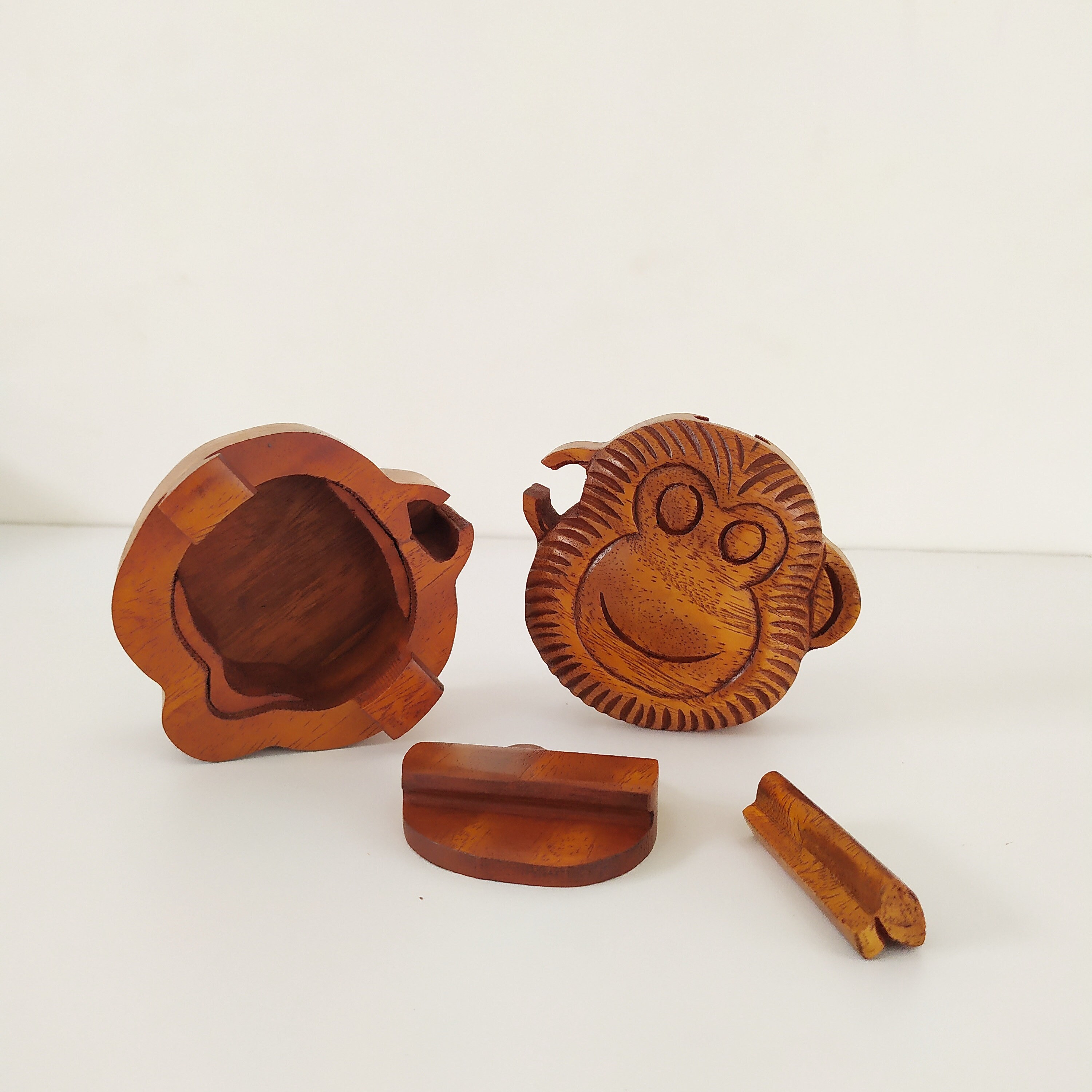 Beautiful Wooden Jewelry Box / Monkey Puzzle Box / Handcrafted - Etsy