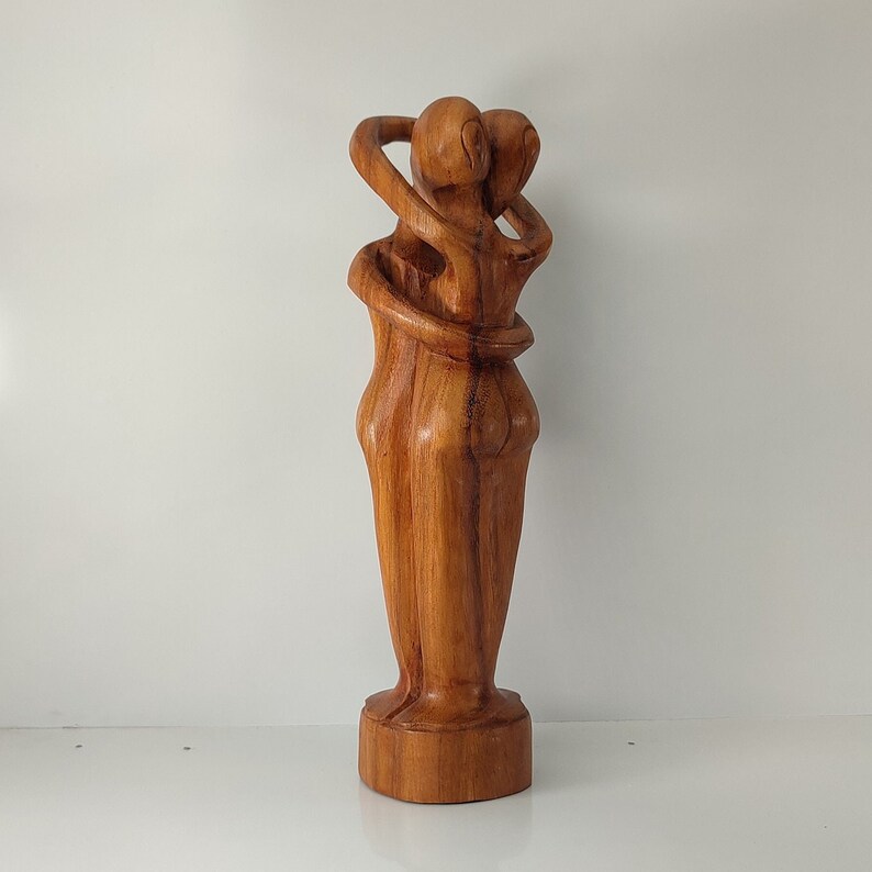 Abstract Statue of a Romantic Couple Hugging While Standing - Etsy