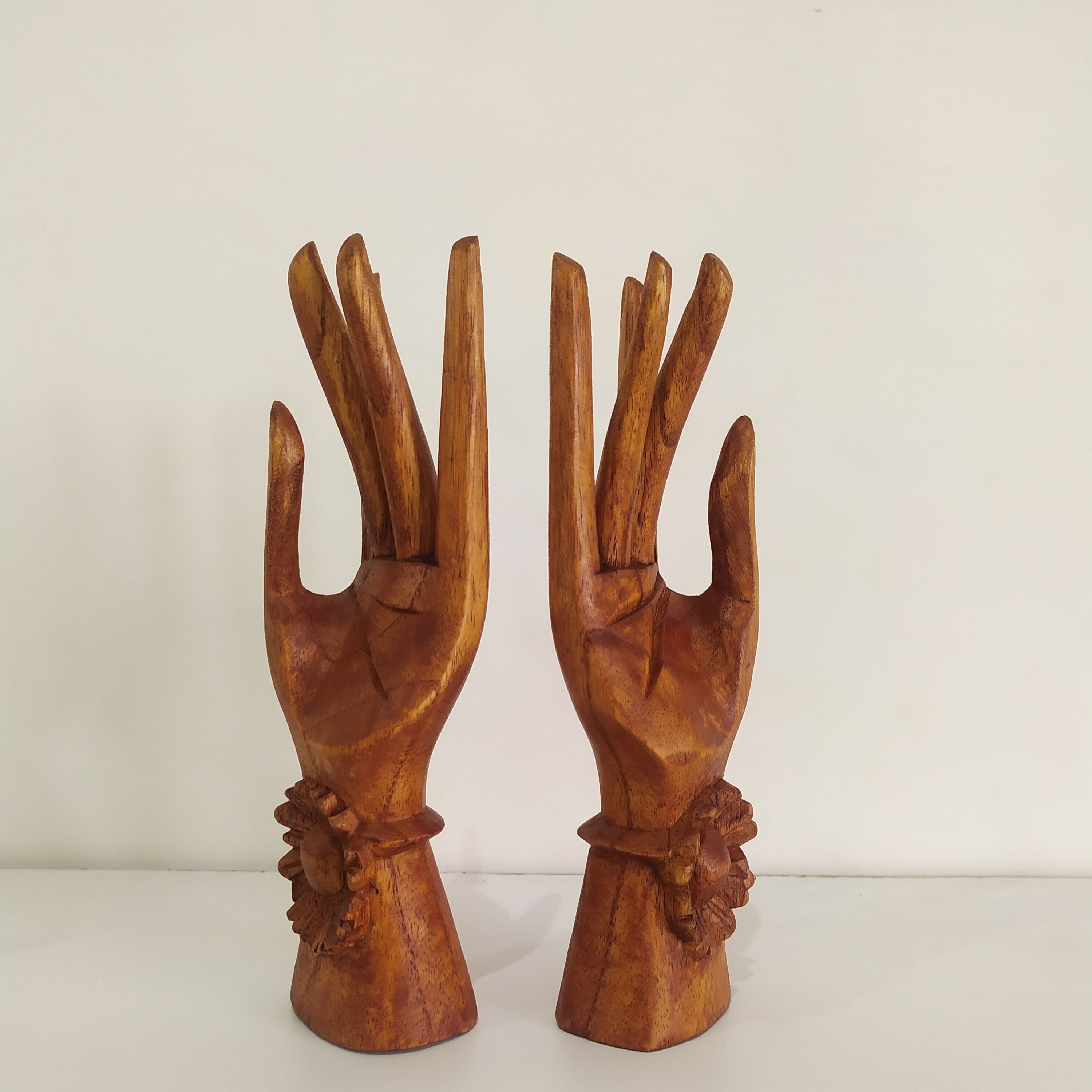 Wooden Hand Sculpture With Flower Decoration , Wooden Hand Jewelry ...