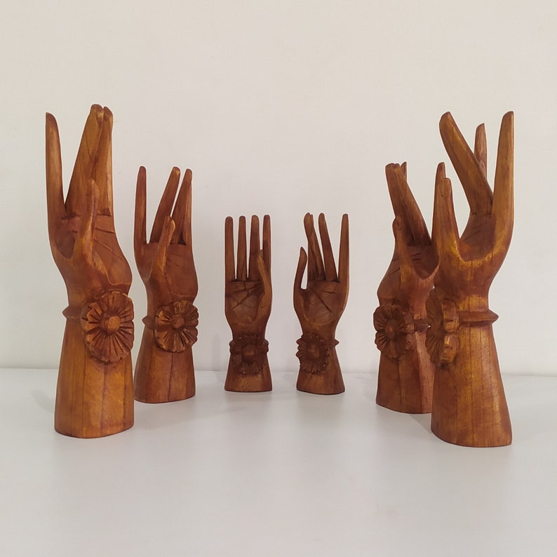 Wooden Hand Sculpture With Flower Decoration , Wooden Hand Jewelry ...