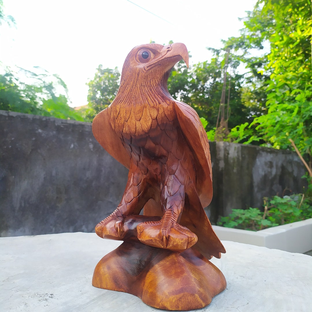 Big Wooden Eagle Carving - Etsy
