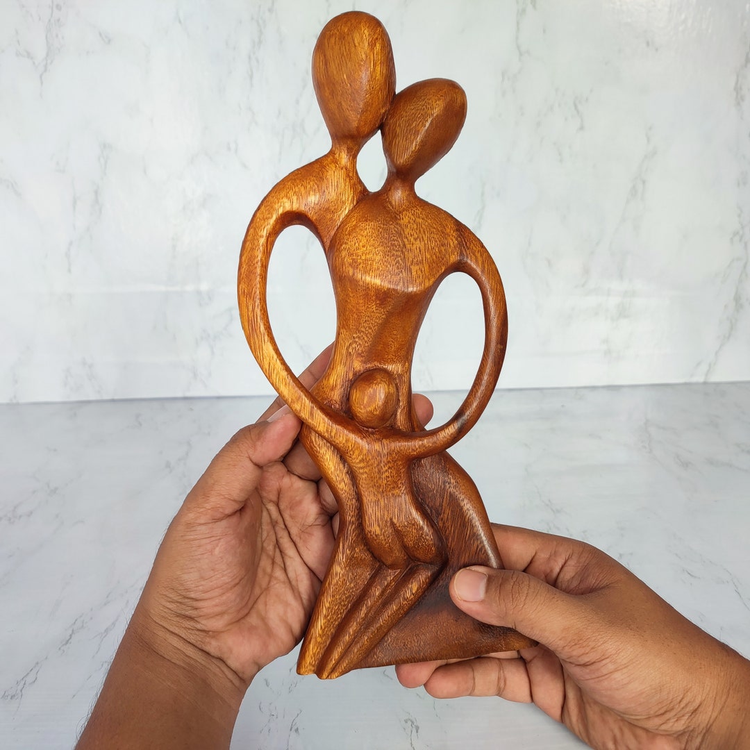 Abstract Statue of a Happy Little Family With One Child, Statue of ...