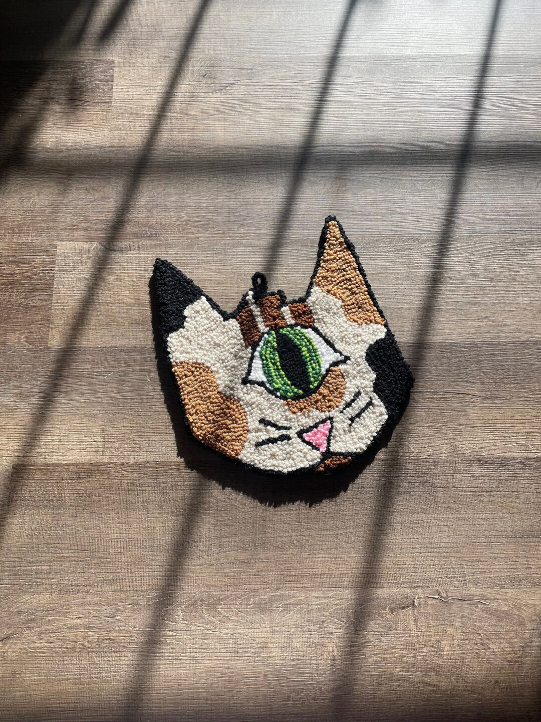 One-eyed Calico Cat | Hand-tufted Wall Hanging - Etsy