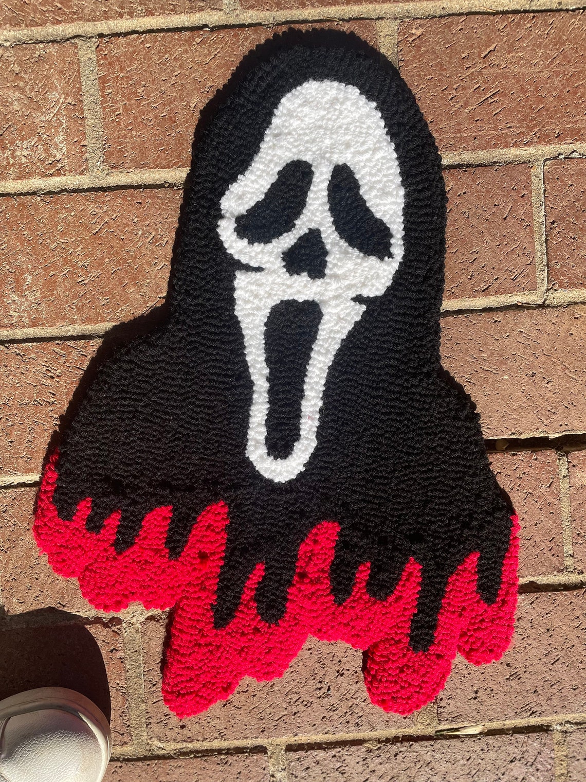 Hand-tufted Ghost Face Rug - Etsy