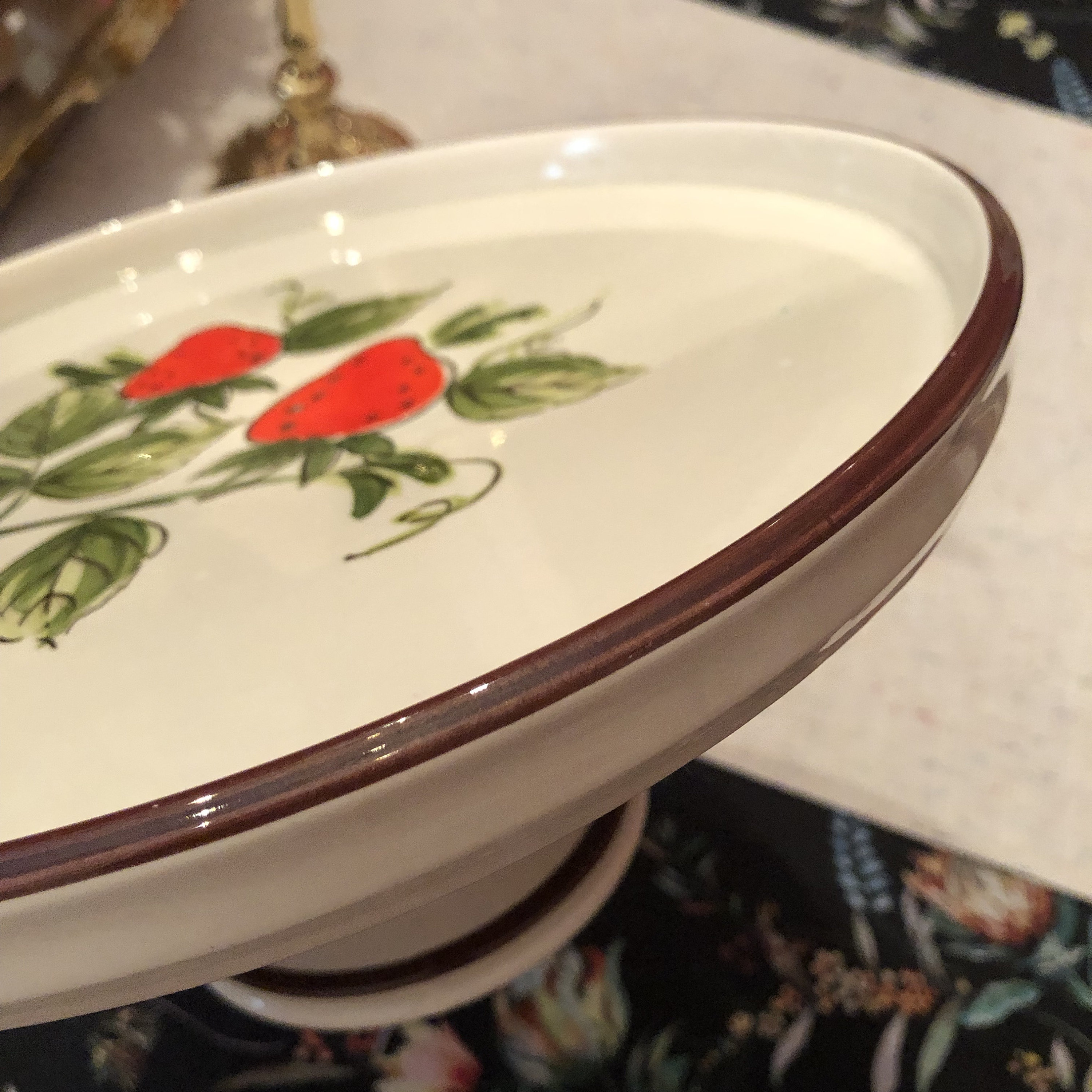 Vintage Fred Roberts Co. Strawberry Fruit Leaves Design - Etsy