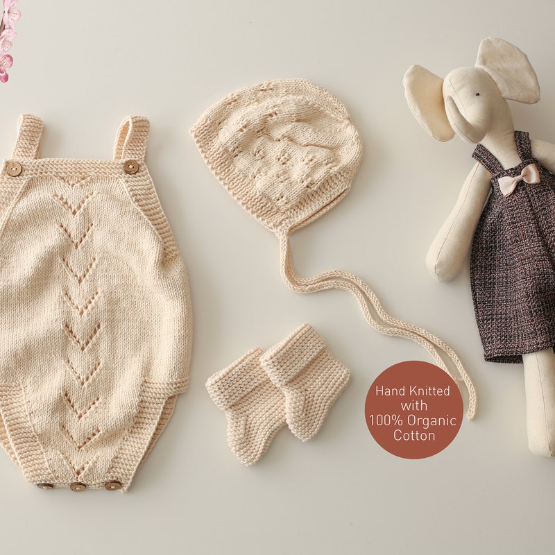 Knitted Newborn Baby Set - Etsy
