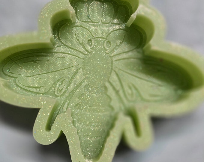 Queen Bee, Bumble Bee Silicone Freshie Mold for Aroma Beads, Resin ...