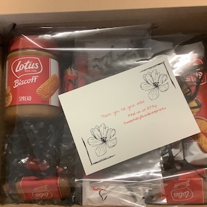Lotus Biscoff Gift Box X 10 Items/ Vegetarian Gift Box - Etsy