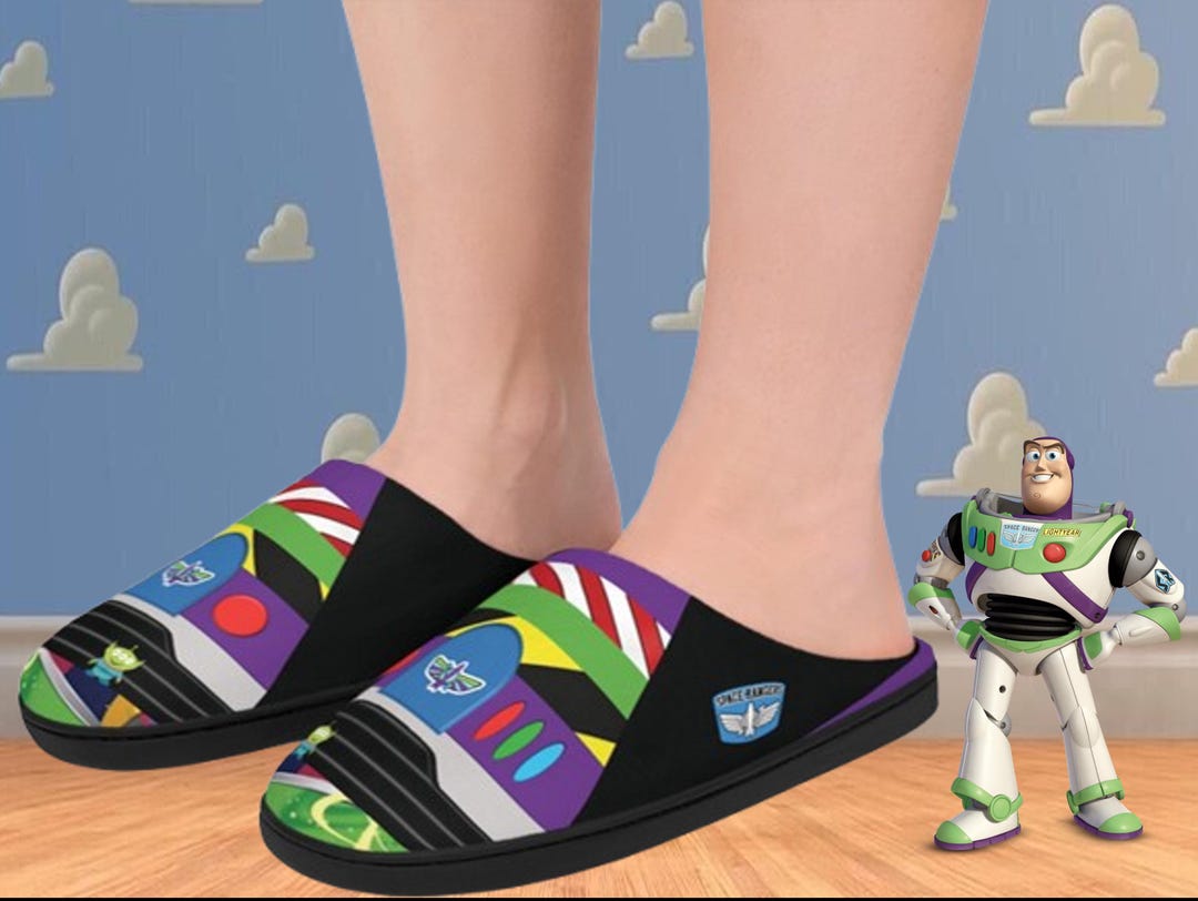 Toy Story Buzz Lightyear Men's Indoor Slippers - Shower Slippers ...
