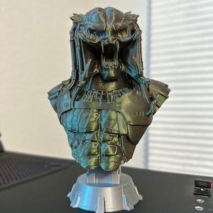 3D Printed Predator Bust - Etsy
