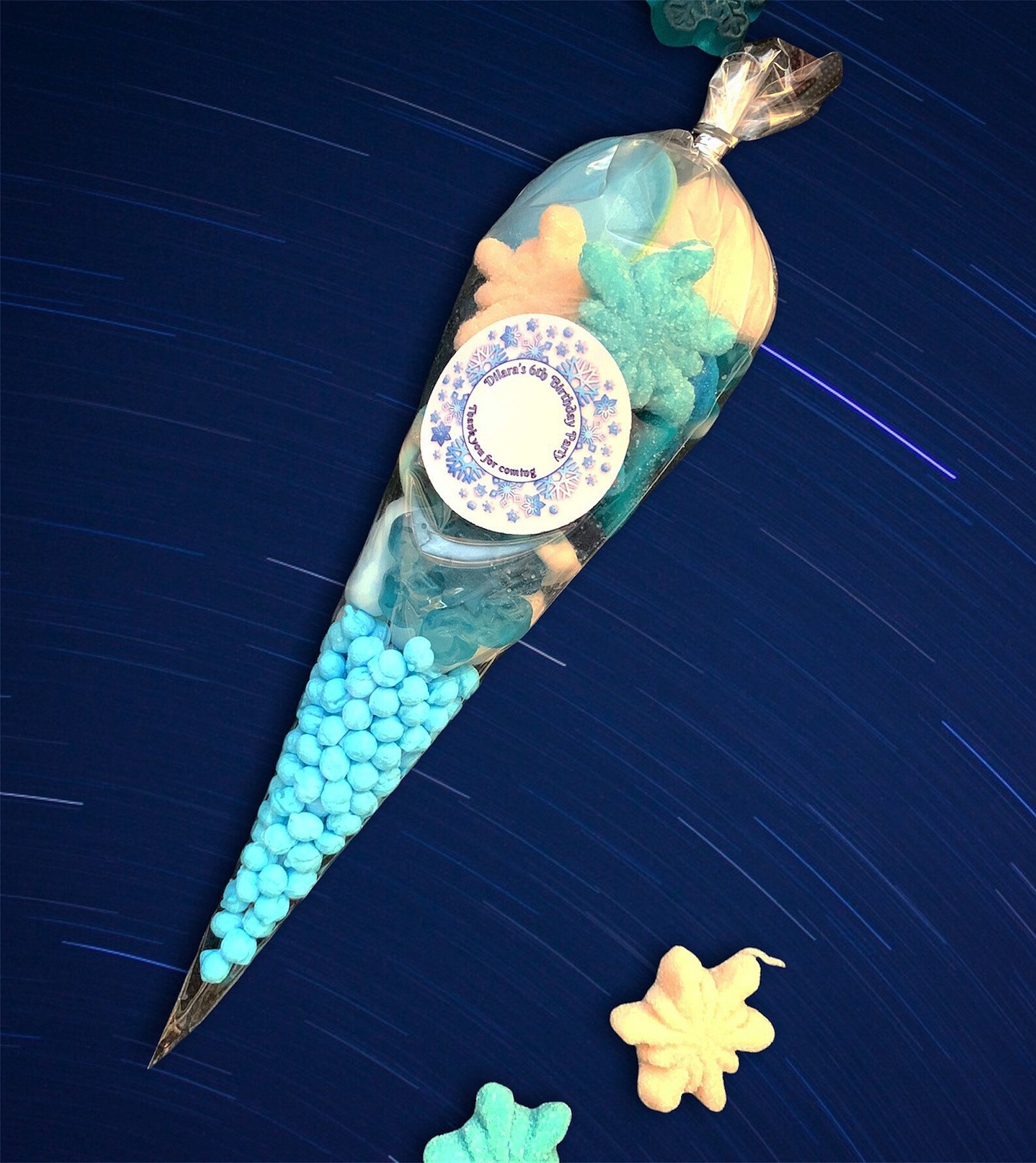 Frozen Snowflakes Party Sweet Cones Large or Small Filled - Etsy UK