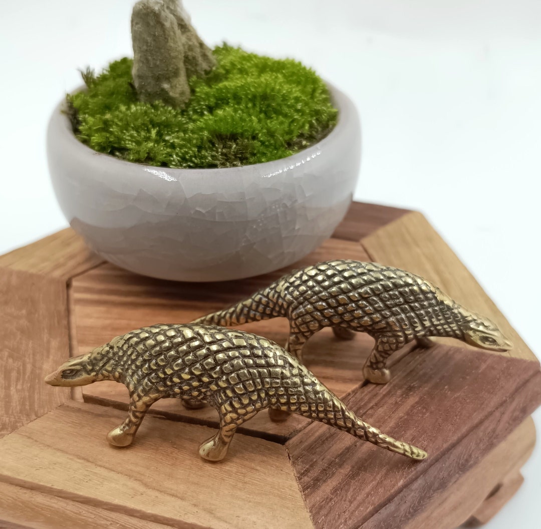 2pcs Mini Pangolin Statue,solid Brass Copper Decorative Pangolin ...