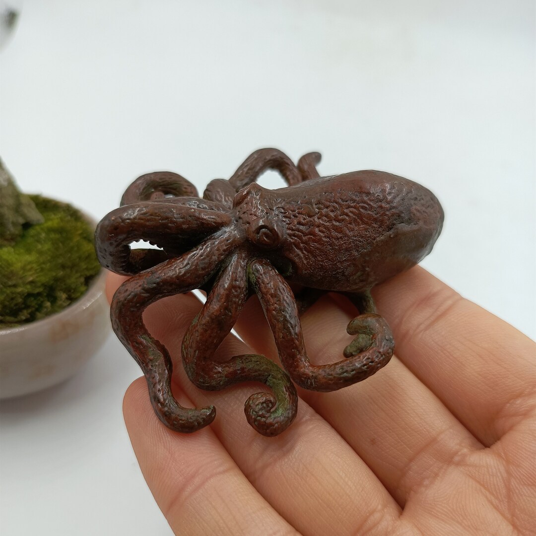 Red Copper Power Octopus Statue Sculpture, Brass Octopus Statuette ...