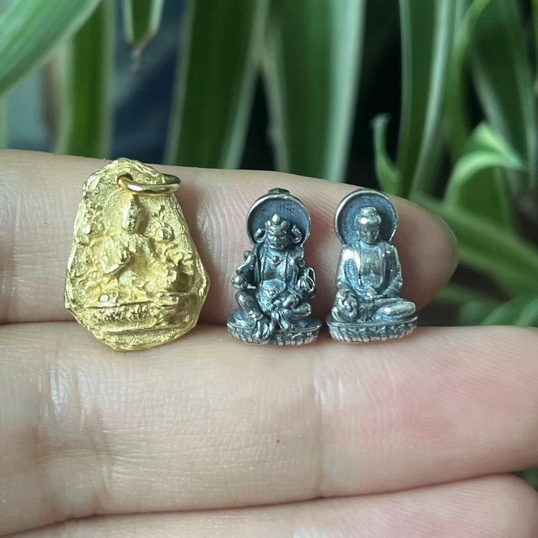 Fine Silver Mini Bodhisattva Buddha Pendant,pocket Silver Sitting ...