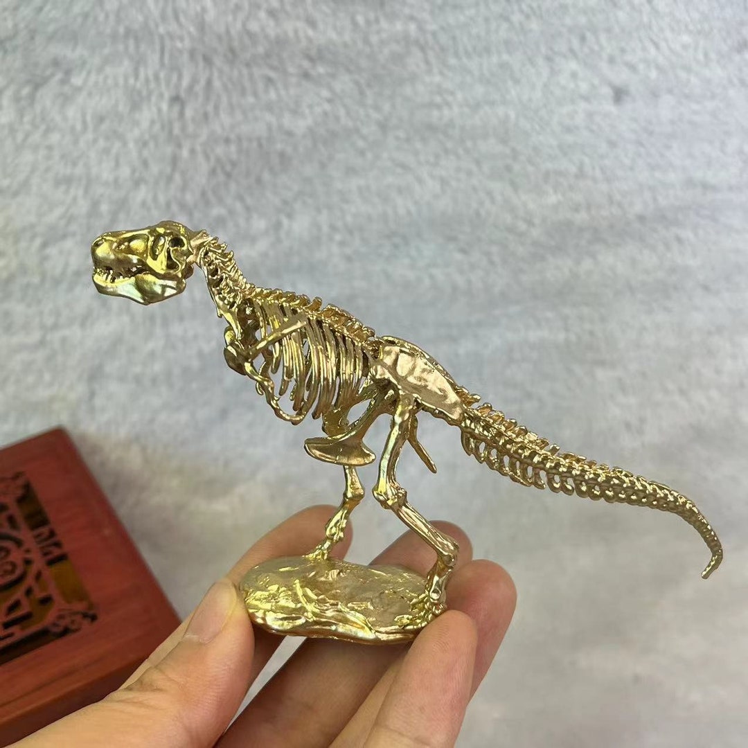 Gold-plated Dinosaur Exquisite Dinosaur Skeleton Sculpture Decoration ...