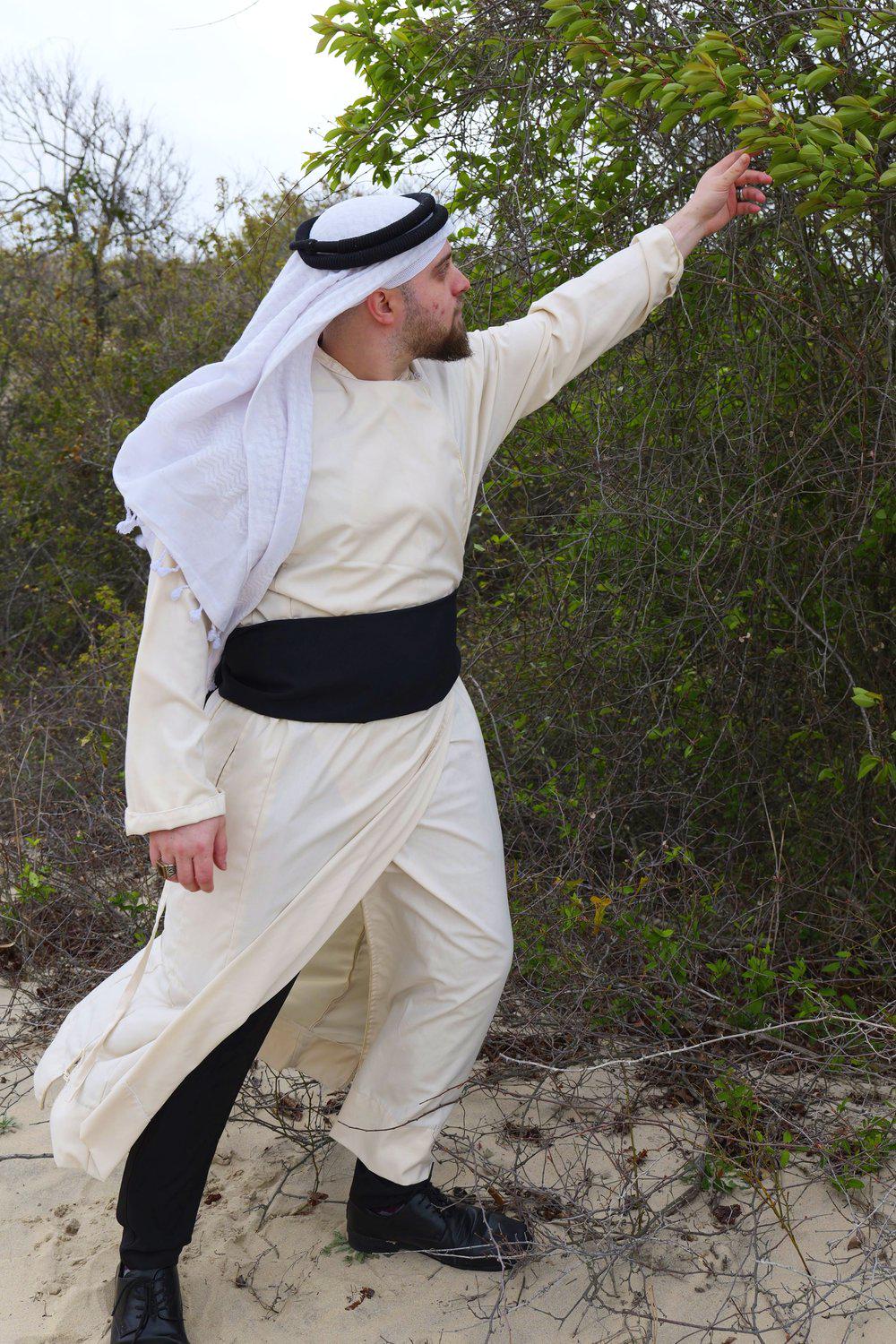 Palestinian Men Traditional Thobe (qumbaz) W/belt - Etsy
