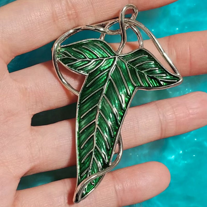 Elven Leaf Brooch - Etsy