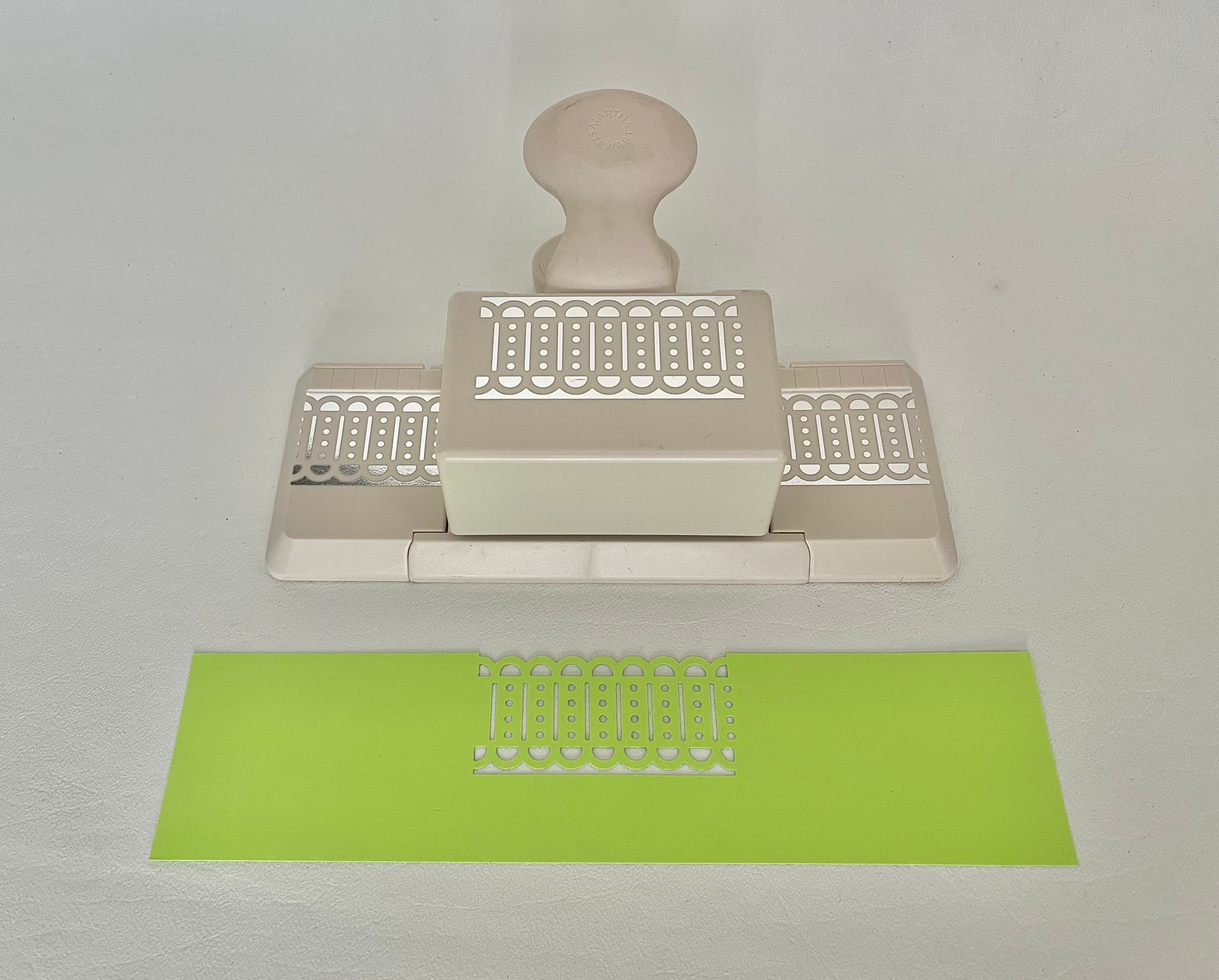 Martha Stewart Large Edge Punch, Paper Cutter, Border Cutter, Scroll ...
