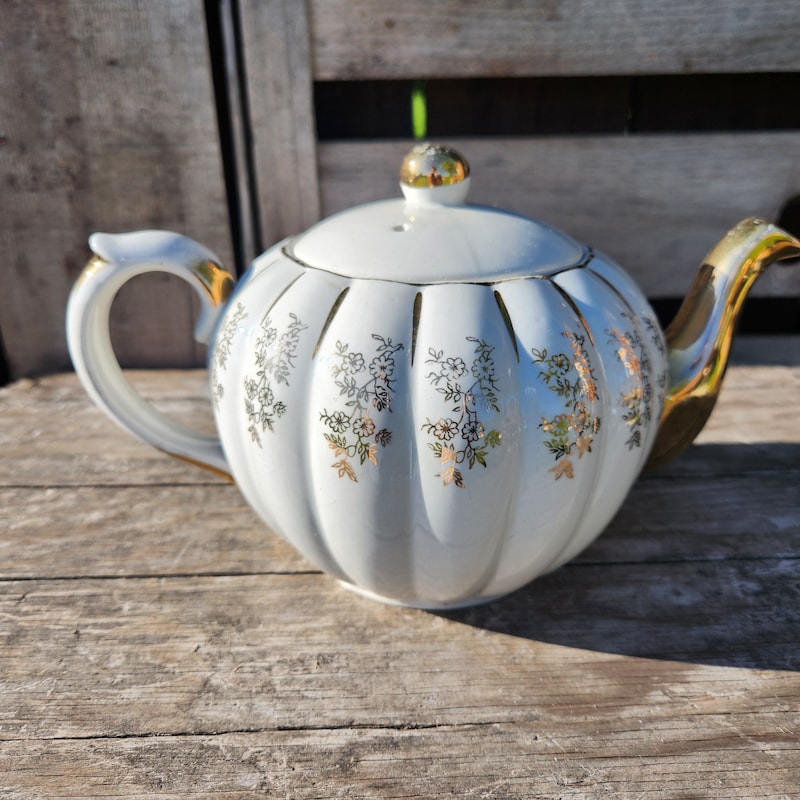 Gibson Teapot - Etsy