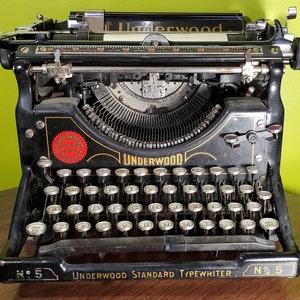 Antique Underwood Typewriter No. 5, W/ Original Cover (spacebar Key ...