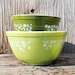 Pyrex Mixing Bowls, Set of 2, Crazy Daisy Pattern, Spring Blossom ...