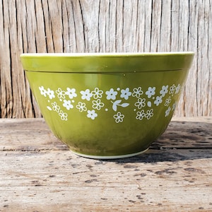 Pyrex Mixing Bowls, Set of 3, Crazy Daisy Pattern, Spring Blossom ...