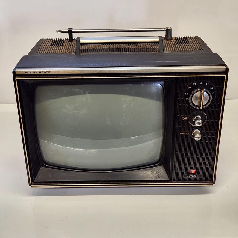 Television, Hitachi P-42 CRT, Turns On, Retro TV, Does Not Have RF ...