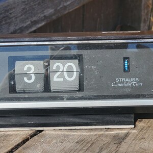 Flip Alarm Clock, Strauss Model 100, Vintage - Etsy