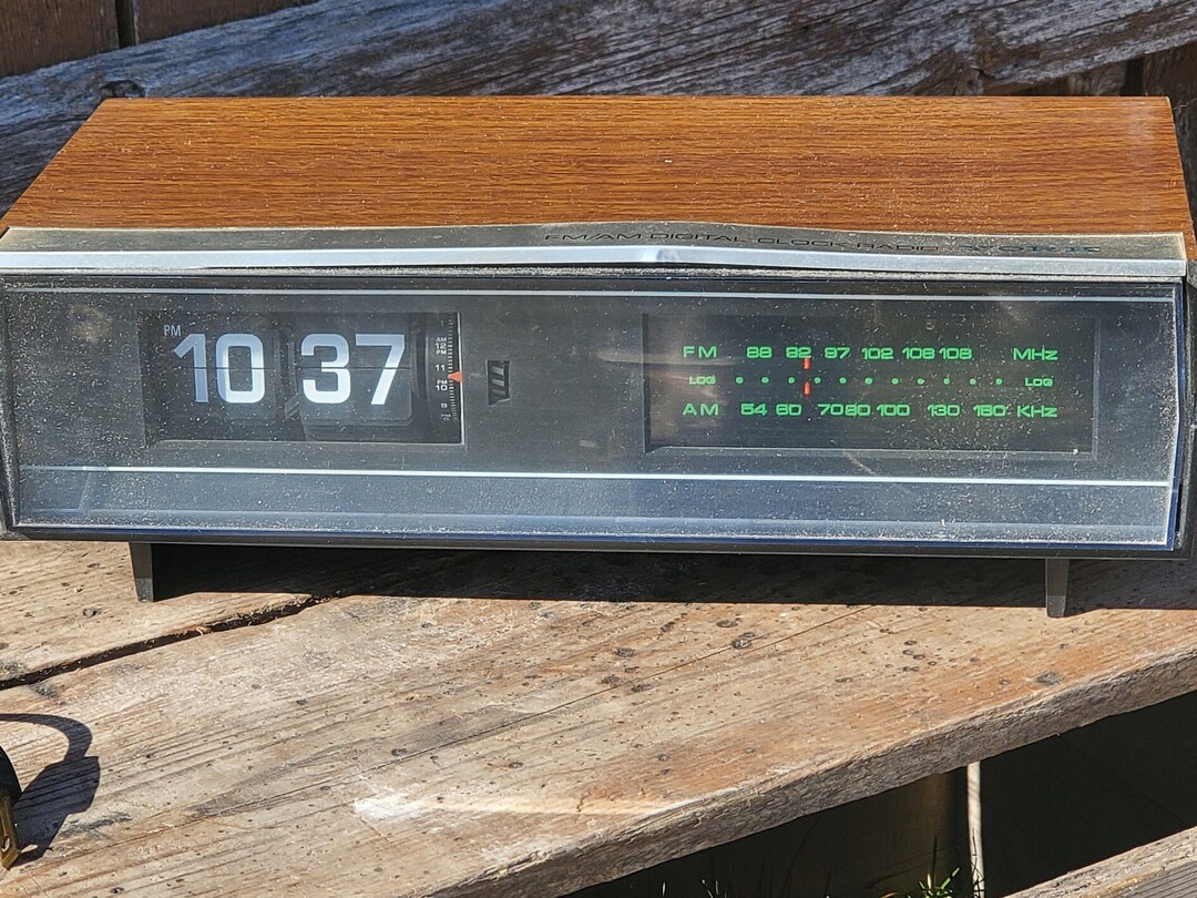 Flip Alarm Clock W/ Radio, York DC - 102, Vintage - Etsy