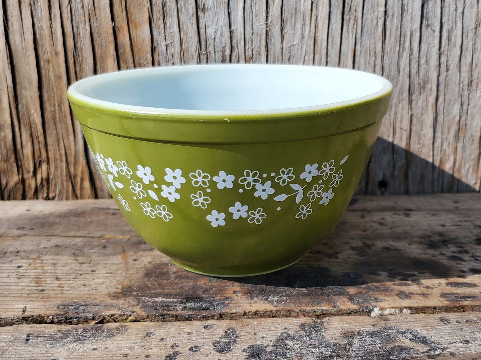Pyrex Mixing Bowls, Set of 2, Crazy Daisy Pattern, Spring Blossom ...