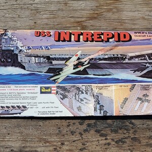 Model USS Intrepid, US Aircraft Carrier, Revell, 1972, Vintage - Etsy