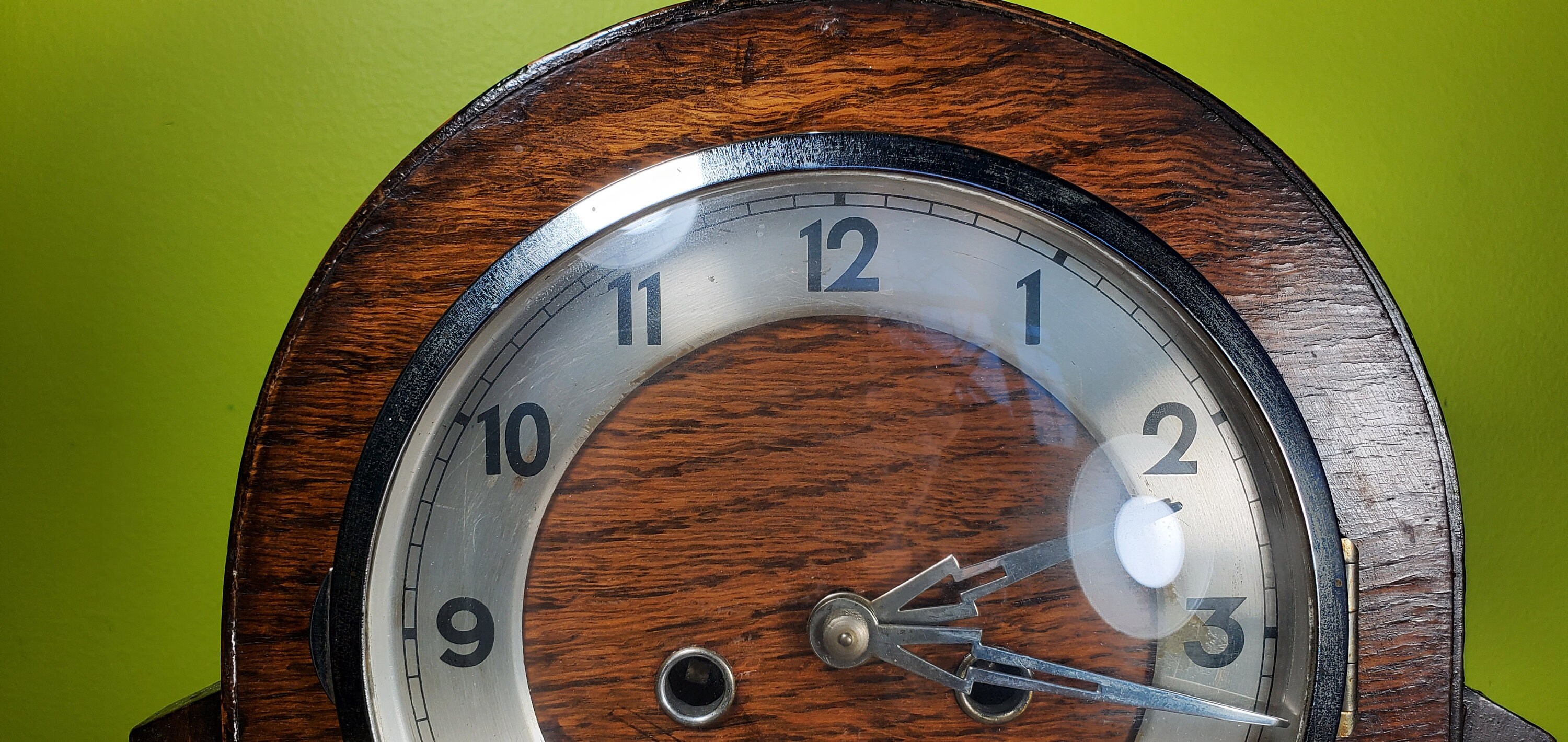 Vintage Key Wind Pendulum Table Clock W/ Key - Etsy