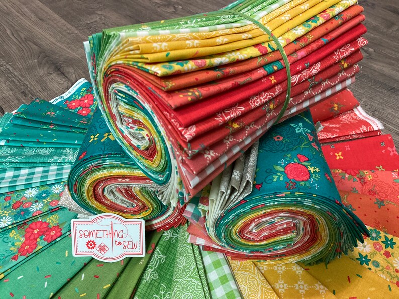 Gingham Cottage Fat Quarter Bundle 31 Fq's by - Etsy