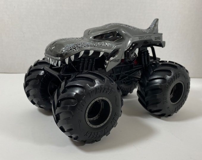 Retro Hot Wheels Mega-wrex Monster Truck Die-cast Vehicle 1:24 Scale ...