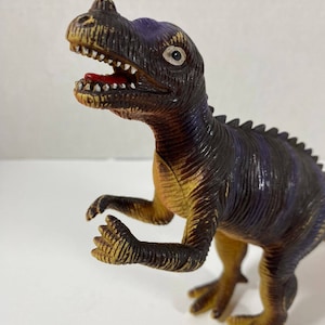 Vintage 1980s Allosaurus Dinosaur Vintage Toy Dinosaur Figure - Etsy