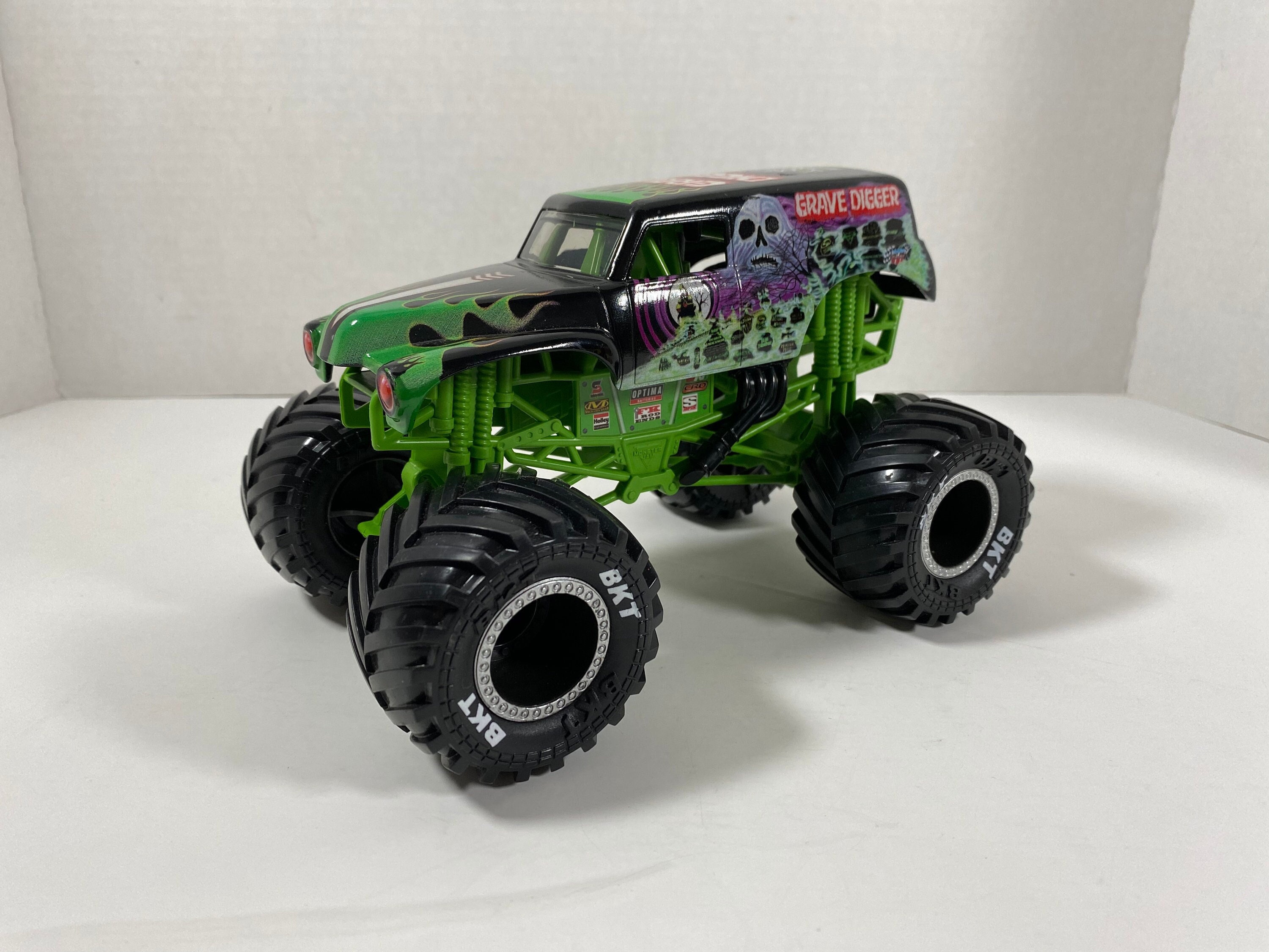 Grave Digger Monster Truck Toy