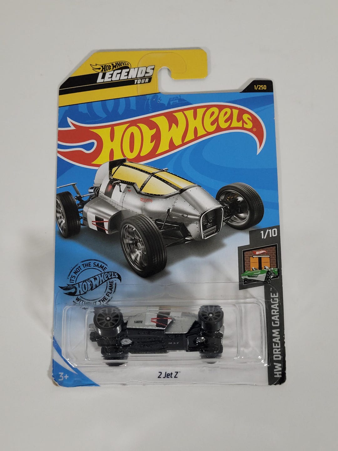 Hot Wheels "2 Jet Z" Die-cast Toy Race Car SEALED 1:64 Scale - Etsy