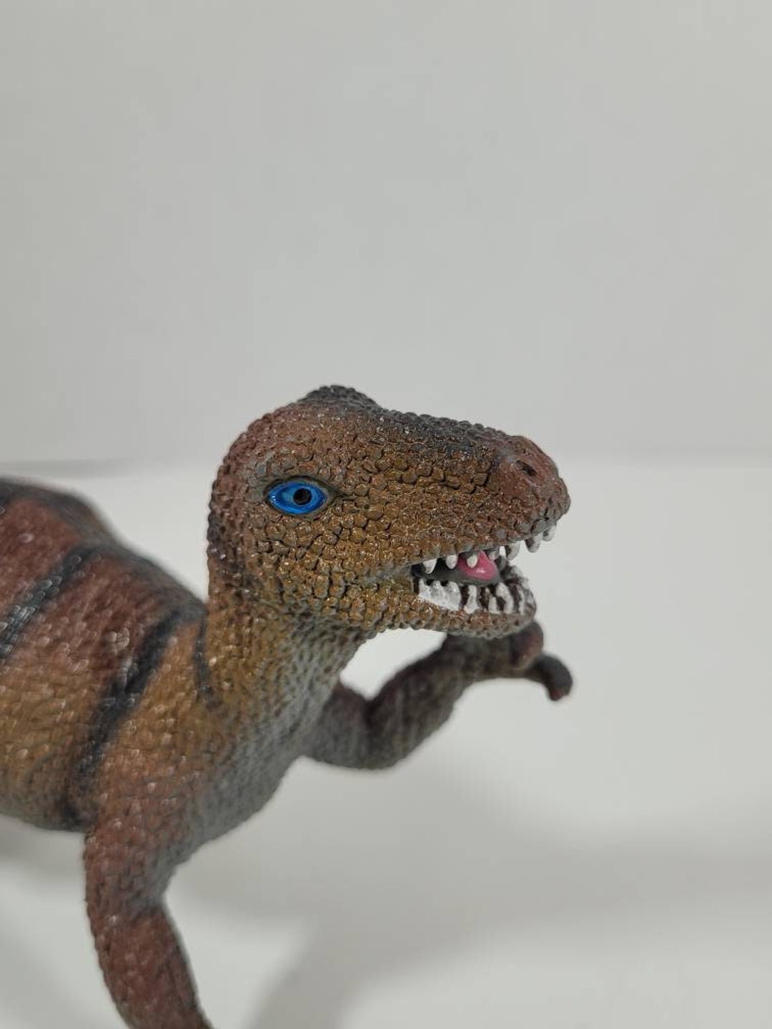 Retro 90's Velociraptor Dinosaur Figure/dinosaur Toy - Etsy