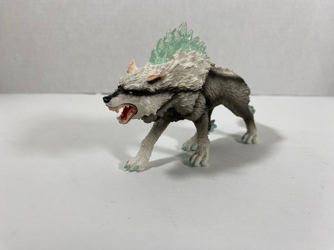Schleich Eldrador Snow Wolf Toy Figure - Collectible | Display Item ...