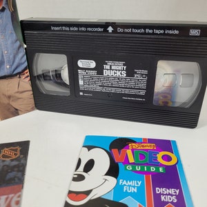 Vintage the Mighty Ducks VHS Tape Vintage Movies Emilio Estevez Comedy ...