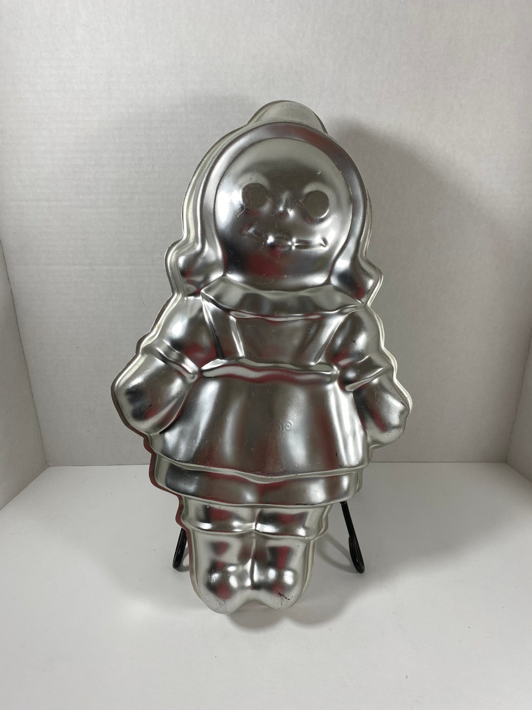 Vintage 1971 Raggedy Ann Aluminum Cake Pan By: Wilton Shapely Cakes ...