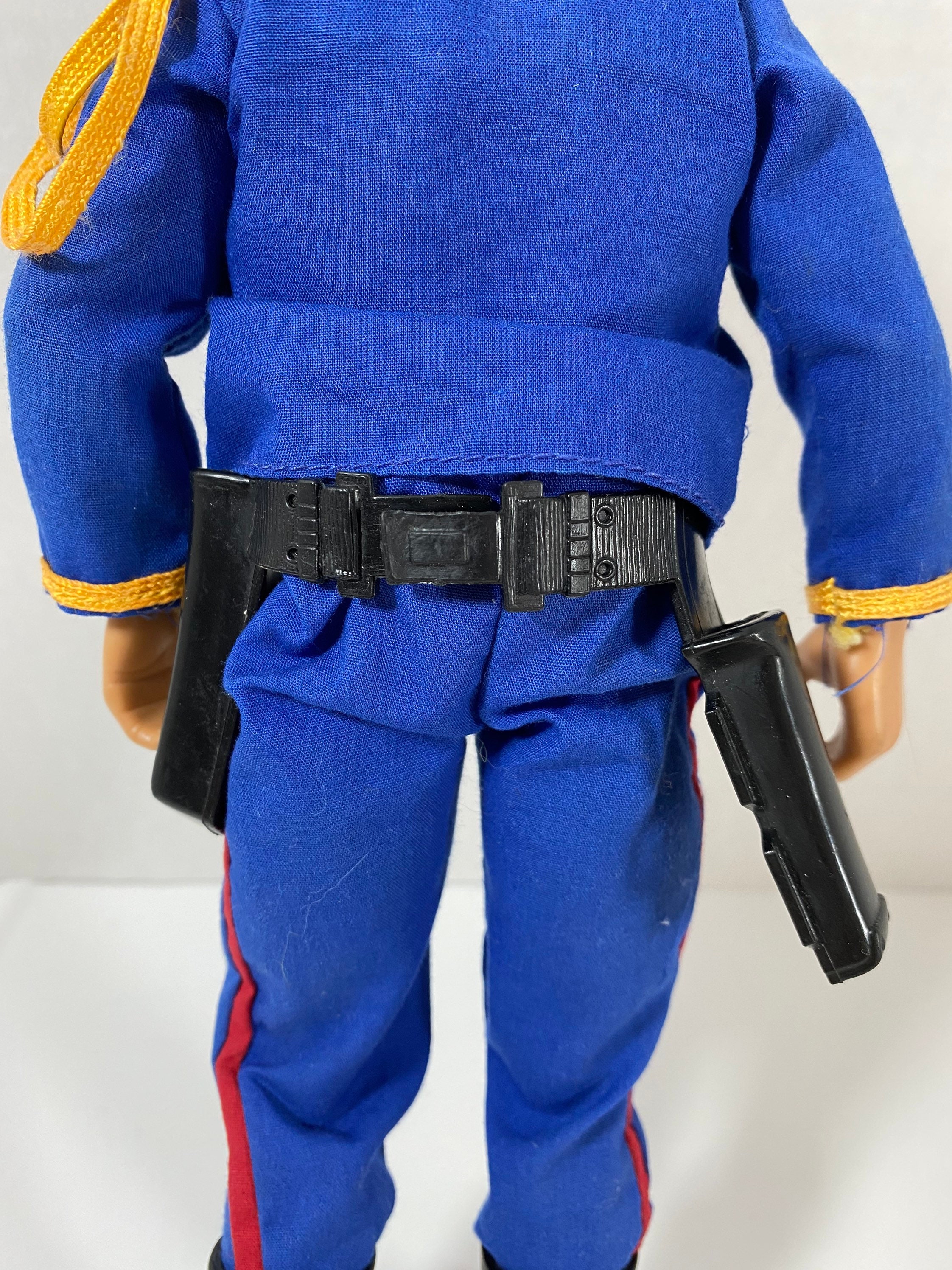 Vintage 1992 G.I. Joe Cobra Commander Hall of Fame Edition Vintage 1992 G.I. Joe Cobra Commander Hall of Fame Edition