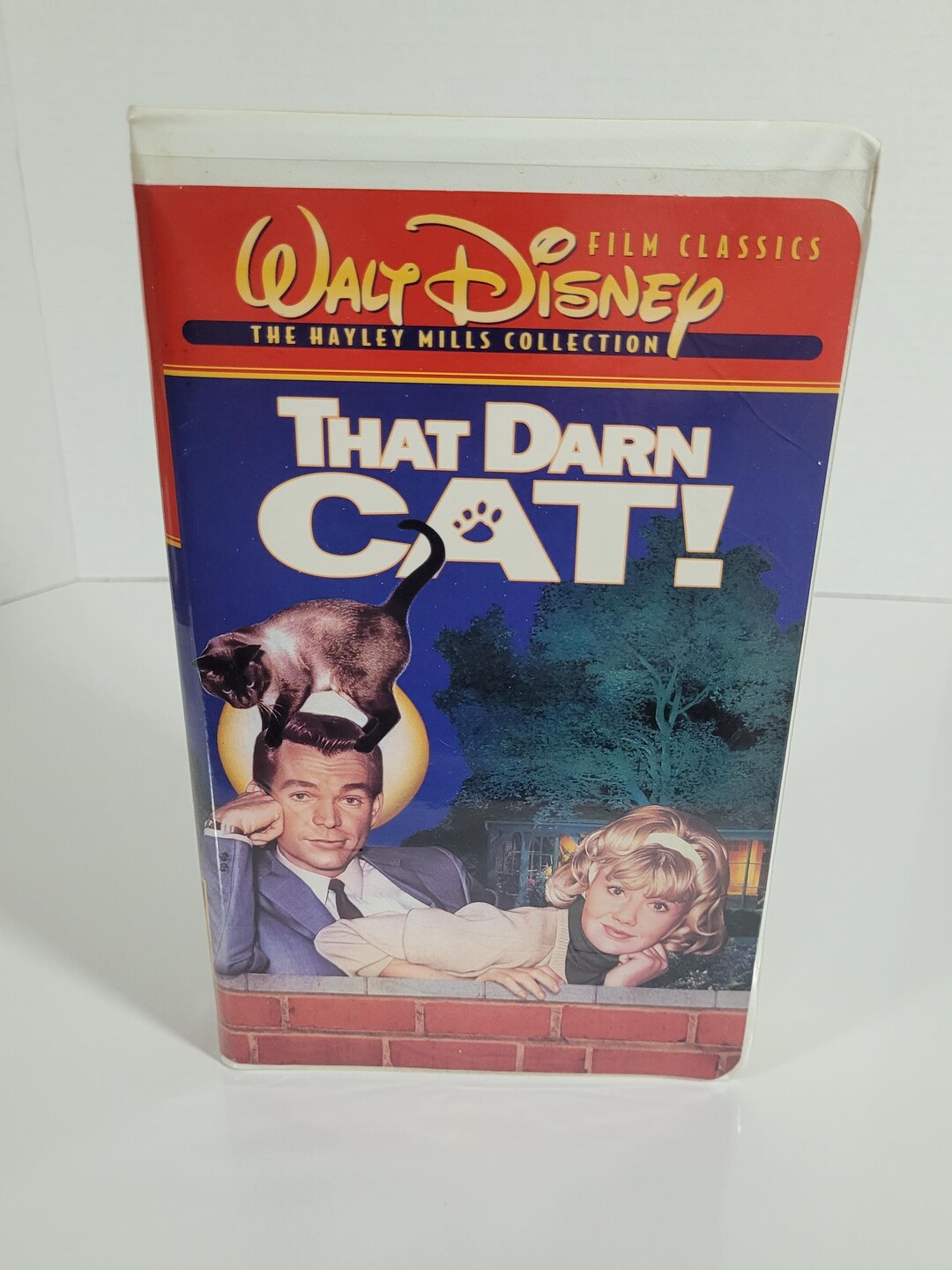 Vintage 1965 Walt Disney That Darn Cat VHS Tape 1996 Re-release in a ...