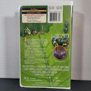 Vintage 1998 Walt Disney's & Pixar's "a Bugs Life" Animated Classic ...