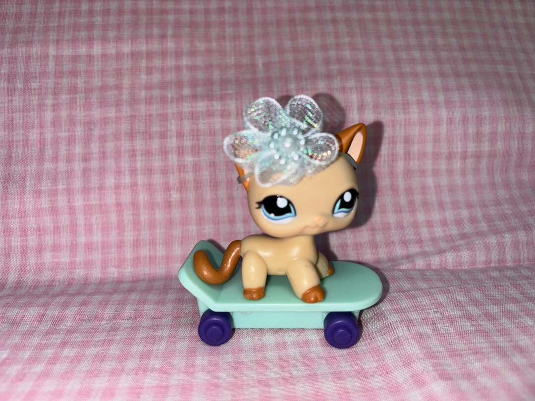 Discontinued Rare LPS Littlest Pet Shop Cat With Handmade Bow ...